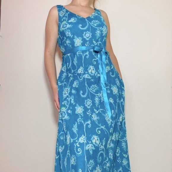 Evan Picone | Dresses | Evan Picone Blue Floral Ruffle Midi Dress ...